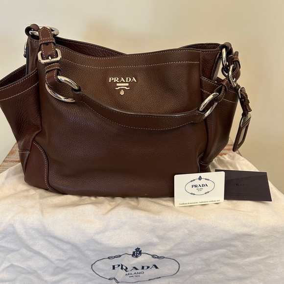Prada | Bags | Prada Vitello Daino Shoulder Tote With Side Pockets ...
